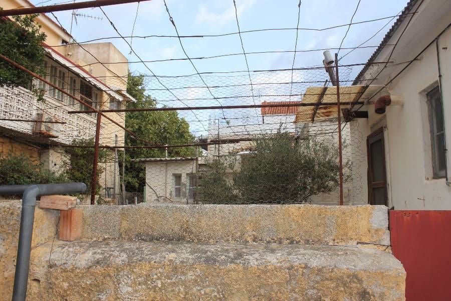 Μονοκατοικία προς πώληση Χώρα (Χώρα Ζακύνθου) - ΟΙΚΟΠΕΔΟ 450 ΜΕ ΤΡΙΑ ...