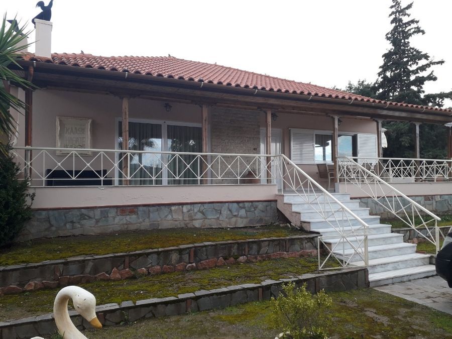 ΒΙΛΛΑ 275 ΤΜ ΣΕ ΟΙΚΟΠΕΔΟ 5800 ΤΜ ΣΤΗΝ ΠΕΡΙΟΧΗ ΠΕΡΑΧΩΡΑ ΛΟΥΤΡΑΚΙΟΥ