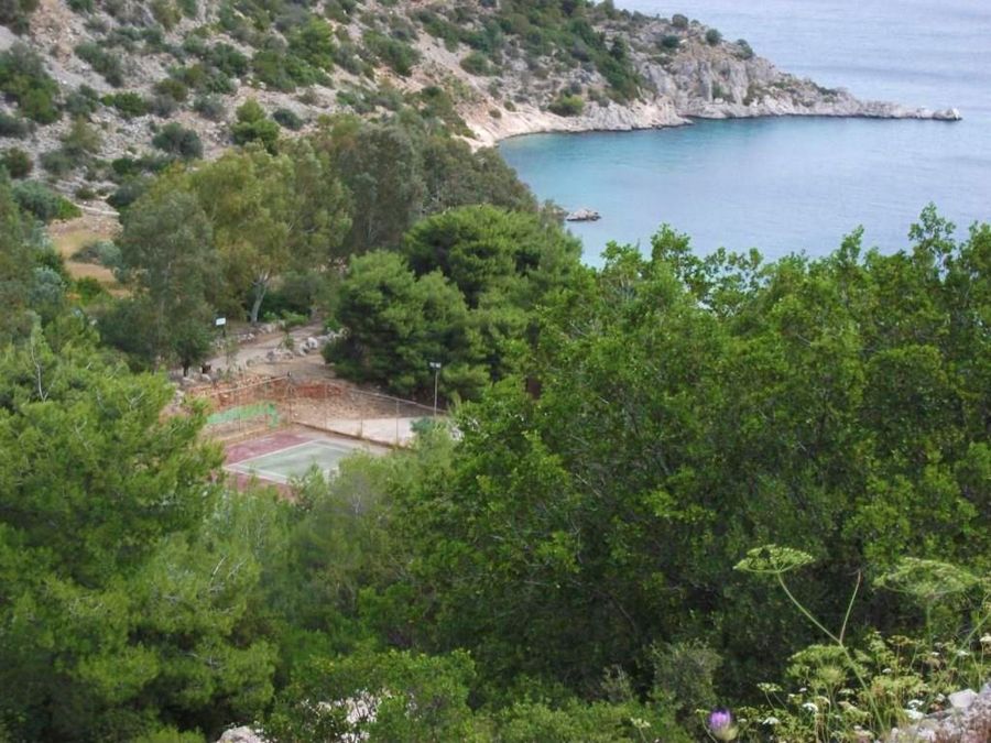 ΠΩΛEITAI ΔΥΟ ΟΙΚΟΠΕΔO ΣΤΗΝ ΠΑΡΑΛΙΑ ΜΙΚΡΟ ΑΜΟΝΙ