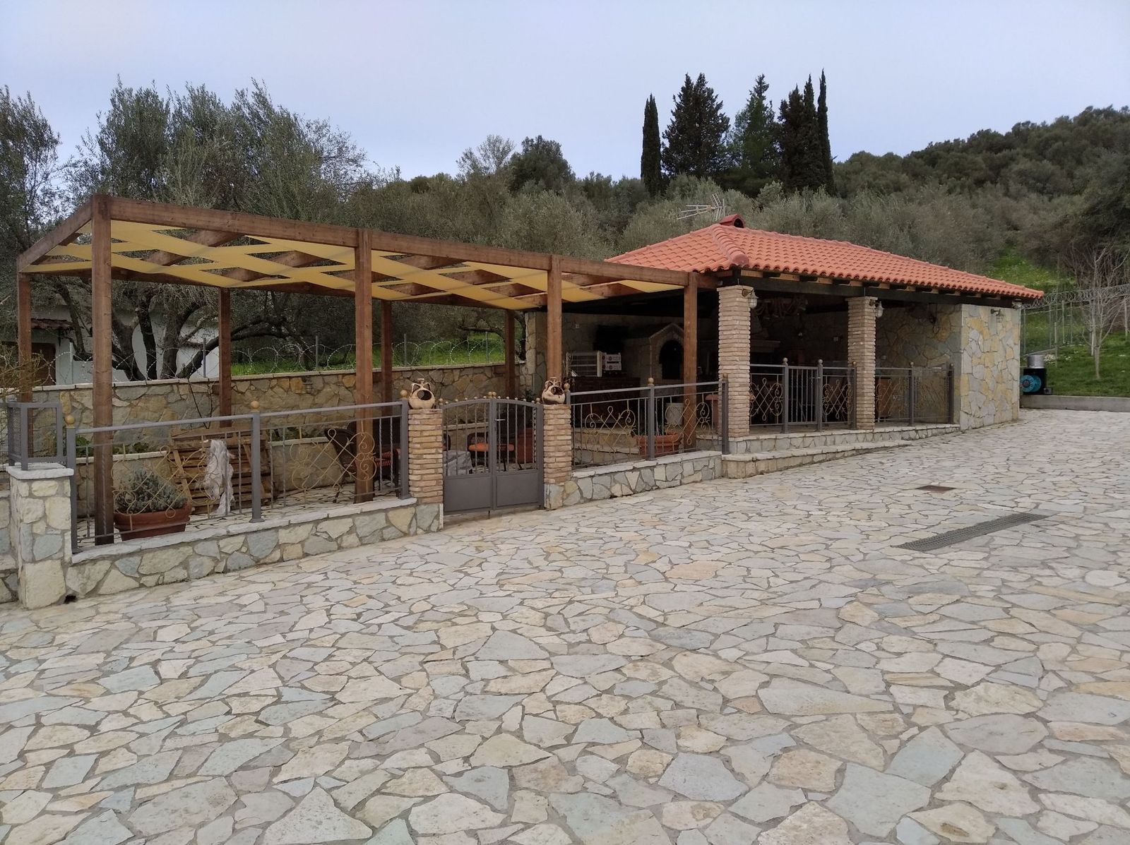 ΒΙΛΑ ΣΤΗΝ ΑΡΧΑΙΑ ΟΛΥΜΠΙΑ