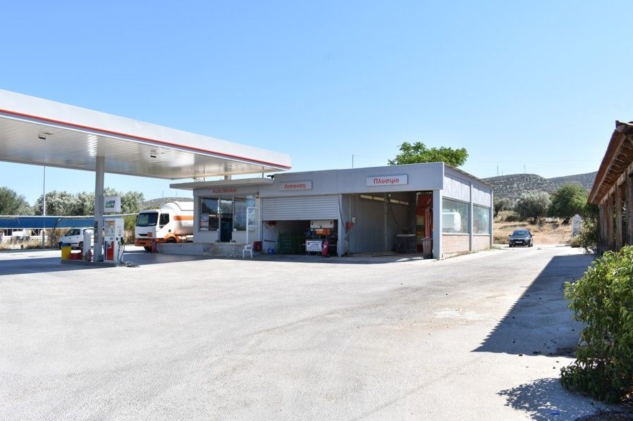 ΕΥΚΑΙΡΙΑ ΠΡΑΤΗΡΙΟ ΥΓΡΩΝ ΚΑΥΣΙΜΩΝ ΣΕ ΜΕΓΑΛΟ ΟΙΚΟΠΕΔΟ ΕΝΤΟΣ ΣΧΕΔΙΟΥ