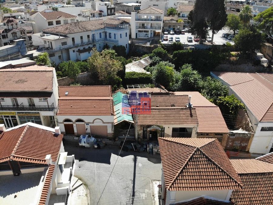 Κτίριο επαγγελματικών χώρων προς πώληση Κέντρο (Αίγιο)