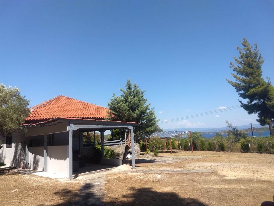 ΠΩΛΕΙΤΑΙ ΕΞΟΧΙΚΟ ΣΤΗΝ ΒΟΥΡΒΟΥΡΟΥ ΜΕ ΘΕΑ ΘΑΛΑΣΣΑ 1 ΧΛΜ ΑΠΟ ΠΑΡΑΛΙΑ