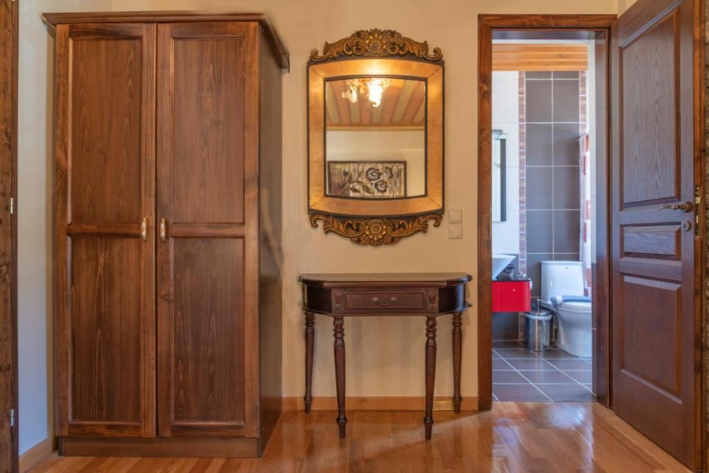 ΖΑΓΟΡΙ ΠΑΡΑΔΟΣΙΑΚΟΣ ΞΕΝΩΝΑΣ 18 ΔΩΜΑΤΙΩΝ