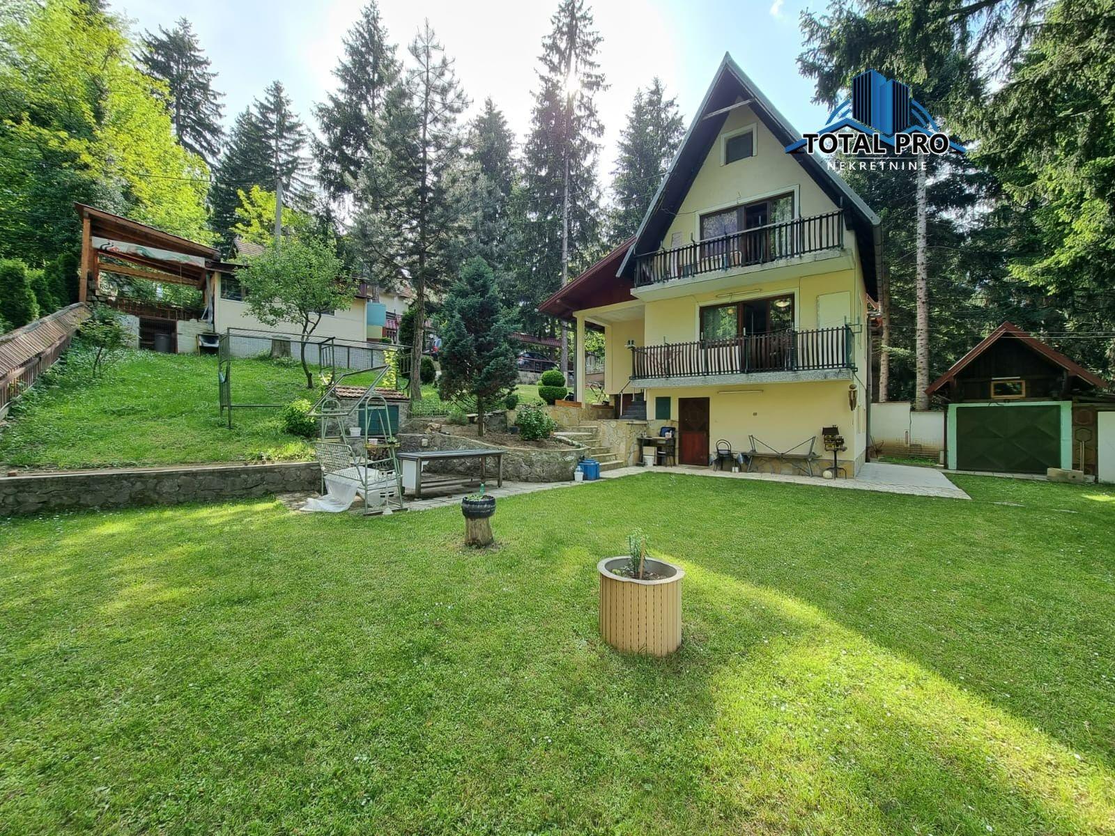 Vikendice za Prodaju, 180m2, 315.000KM - Hadžići | Indomio.ba