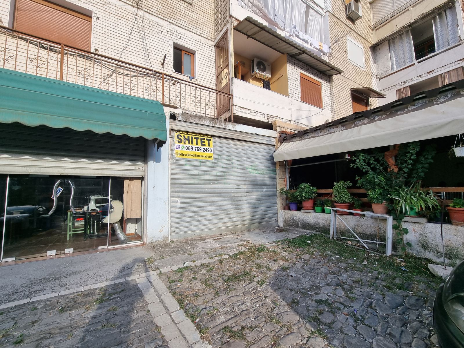 Dyqan në shitje, 12m², 24.972€ - Berat - qyteti | Indomio.al