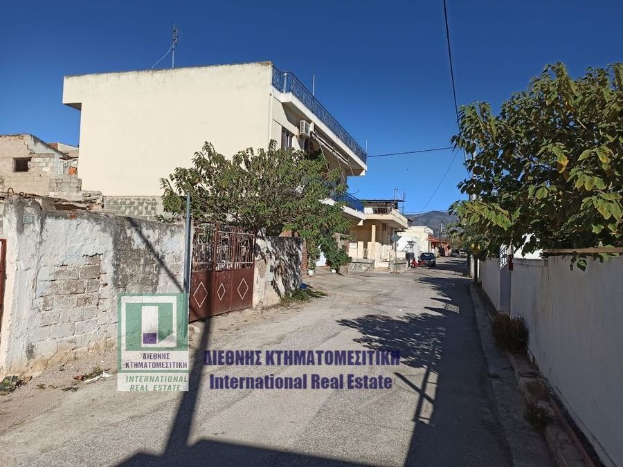 ΜΕΓΑΡΑ, πλησίον οδού Στ. Παπακωνσταντίνου και Λ. Αλεποχωρίου ΠΩΛΕΙΤΑΙ οικόπ