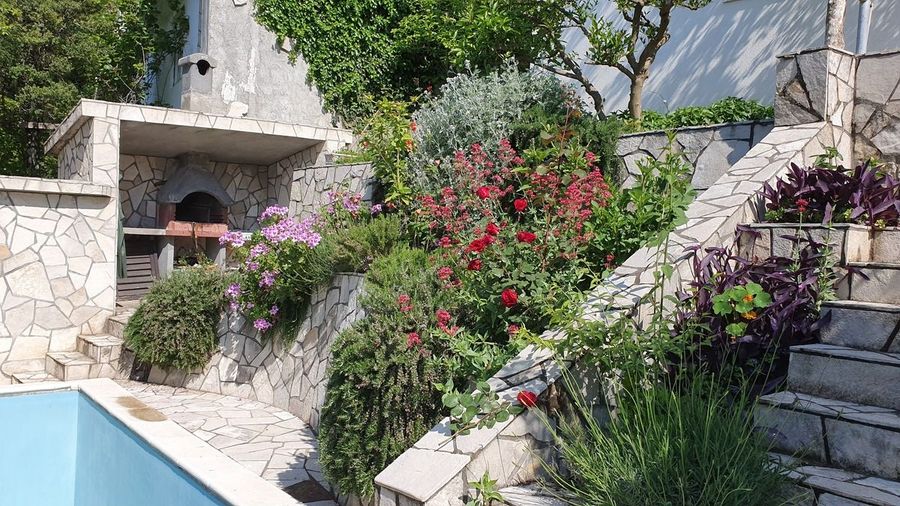 Villa for rent, 218sqm, 1,500€ - Bar | Indomio.me