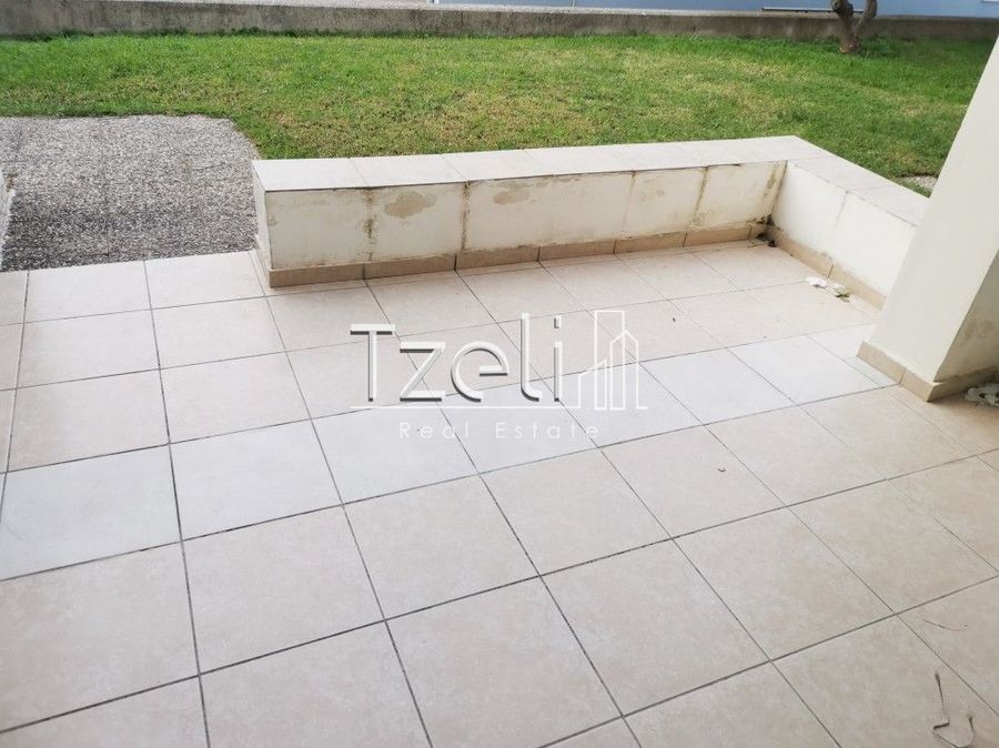 Στούντιο/Γκαρσονιέρα για ενοικίαση, 30τ.μ., 230€ - Προάστιο | Spiti24