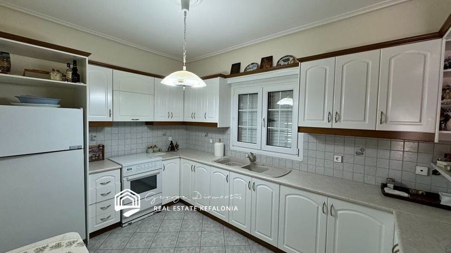 Μονοκατοικία για ενοικίαση, 120τ.μ., 780€ - Σάμη | Spiti24