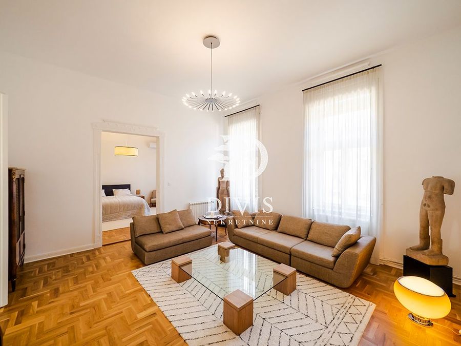 Apartment for sale, 153sqm, 380,000€ - Center | Indomio.rs